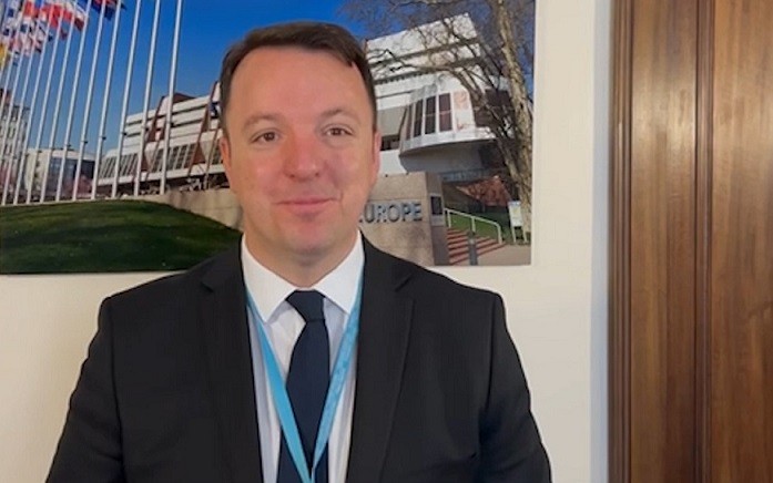 Почитување на Македонците во Бугарија и Грција е услов за мојата поддршка ВИДЕО