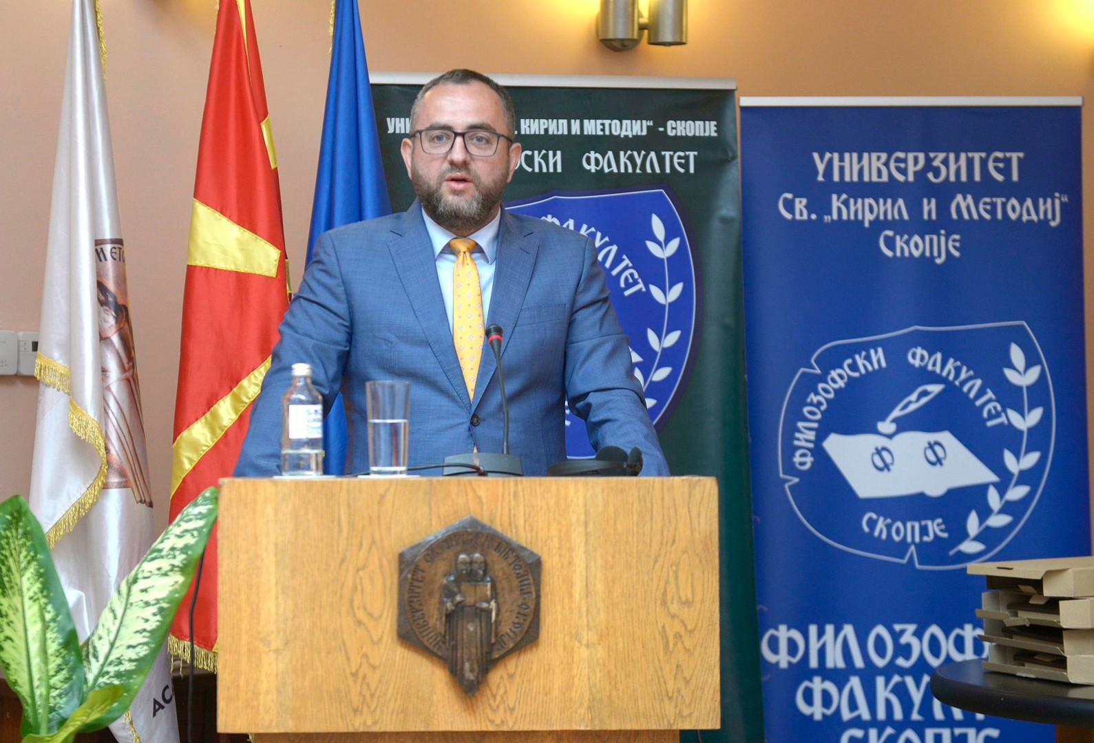 НАЈДОБРИТЕ СТУДЕНТИ ЌЕ СЕ ВРАБОТАТ ВО МВР а професорите ќе предаваат и во средното полициско