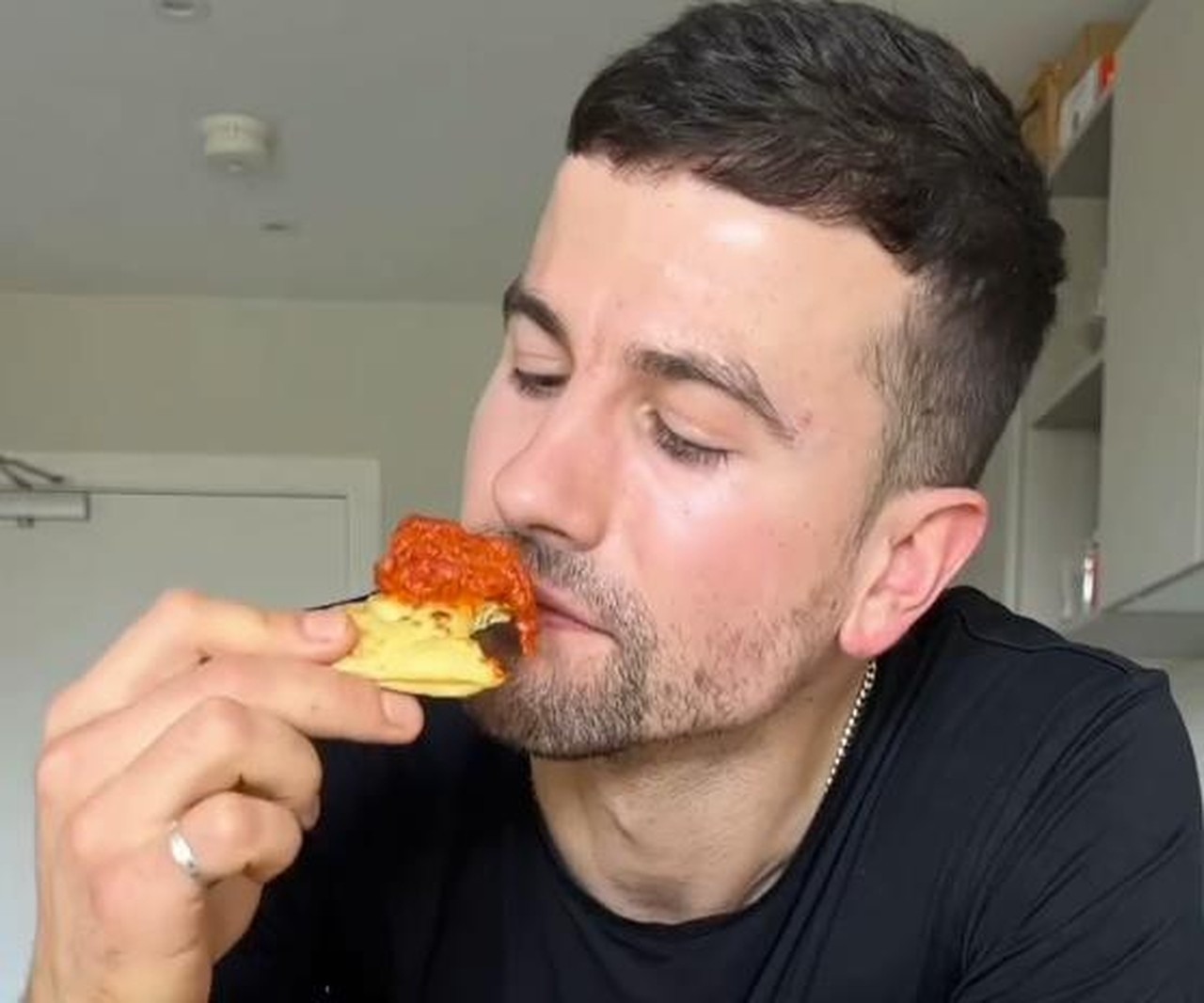 Црногорец се здружил со Македонци и во Лондон направиле хаос заради АЈВАР ДАЛ ОТКАЗ ЗА ДА ГО