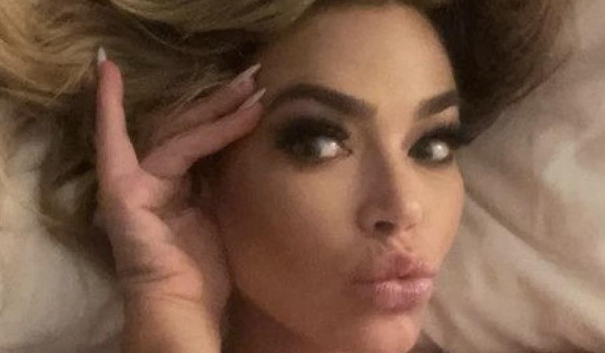 Актерката Дениз Ричардс и нејзината ќерка на платформа за возрасни (фото) - Дознај на Време.