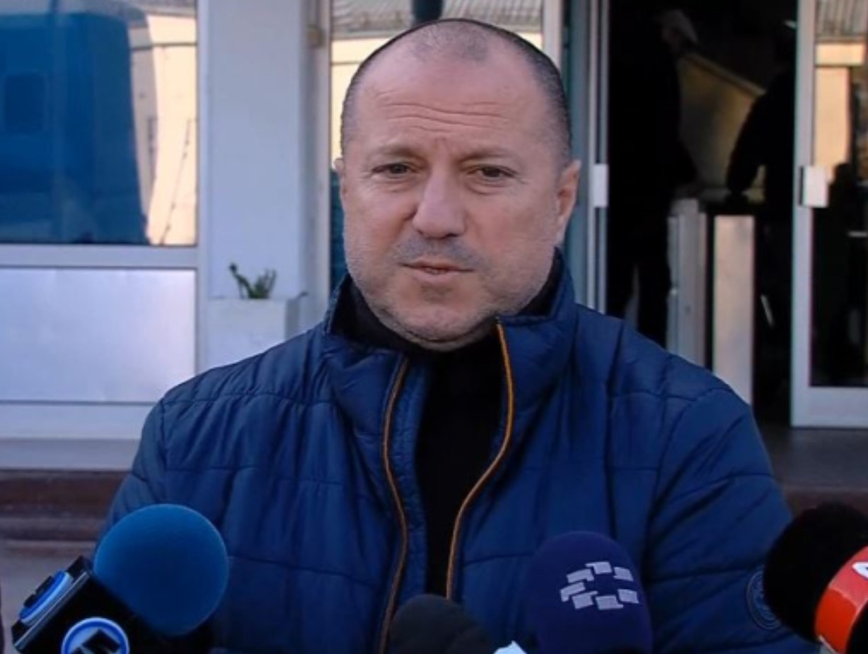 Приведен претседателот на Синдикатот на контрола за летање - ГО ПРИЈАВИЛ МЕНАЏМЕНТОТ!