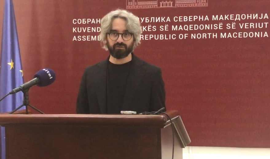 СТУДЕНТИТЕ ГО ДЕМАНТИРААТ АПАСИЕВ ЗА СТУДЕНТСКОТО РАДИО: ВМРО не го ...