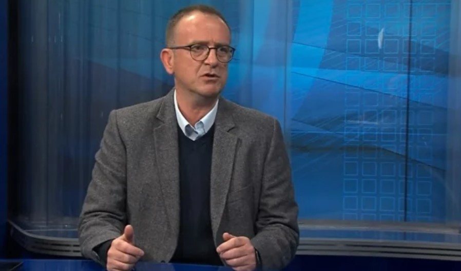 ВО ЗДРАВСТВОТО НЕМА ПОТРЕБА ОД ЛУКСУЗ Таравари за укинувањето на економските директори Сите